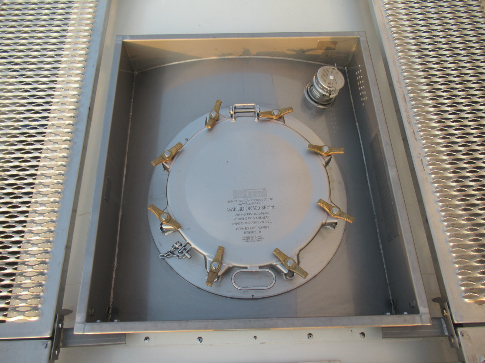 Delltank - Supplier for Bitumen Tank Containers